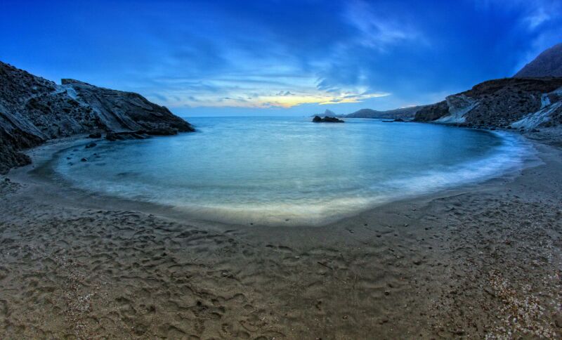 Cala Rajá, la playa blanca - WEEKY